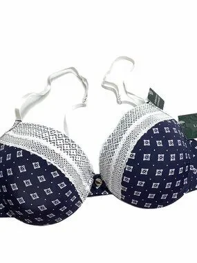 Laura Ashley | Intimates & Sleepwear | Nwt Laura Ashley Tshirt Bra 34c ...